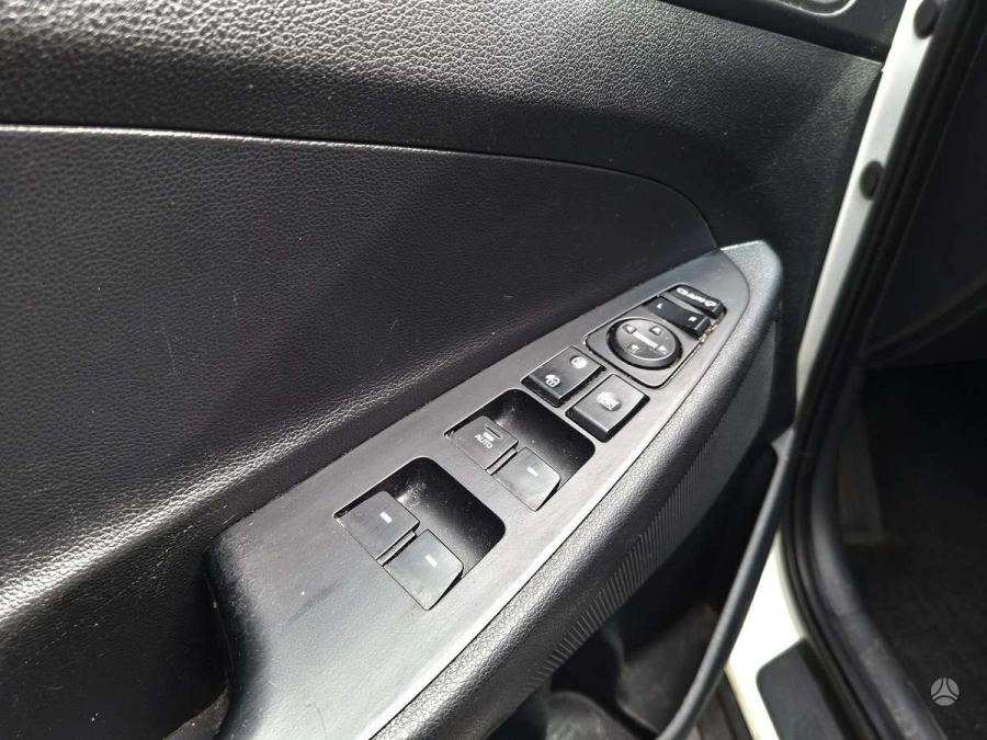 Balts Hyundai Tucson 2017 Šilutė, ar dzinēja tilpumu 1.69 L un nobraukumu 290 tūkst. km par 8900 €, foto 18 vietnē AUTOMOTO.COM.LV