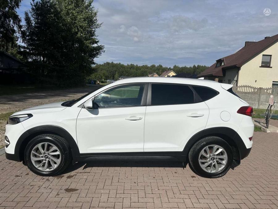Balts Hyundai Tucson 2017 Šauļi, ar dzinēja tilpumu 2.00 L un nobraukumu 192 tūkst. km par 10350 €, foto 6 vietnē AUTOMOTO.COM.LV