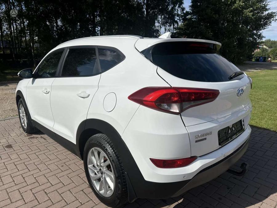 Balts Hyundai Tucson 2017 Šauļi, ar dzinēja tilpumu 2.00 L un nobraukumu 192 tūkst. km par 10350 €, foto 8 vietnē AUTOMOTO.COM.LV