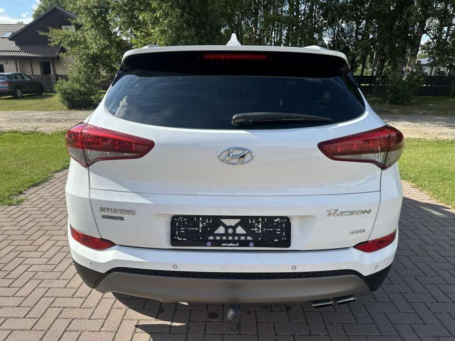 Balts Hyundai Tucson 2017 Šauļi, ar dzinēja tilpumu 2.00 L un nobraukumu 192 tūkst. km par 10350 €, foto 9 vietnē AUTOMOTO.COM.LV