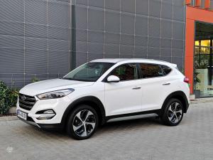 White Hyundai Tucson 2017 in Klaipeda, with an engine capacity of 2.00 L and mileage of 194 thousand km for 12950 €, photo 13 on AUTOMOTO.COM.LV