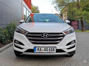 White Hyundai Tucson 2017 in Klaipeda, with an engine capacity of 2.00 L and mileage of 194 thousand km for 12950 €, photo 15 on AUTOMOTO.COM.LV