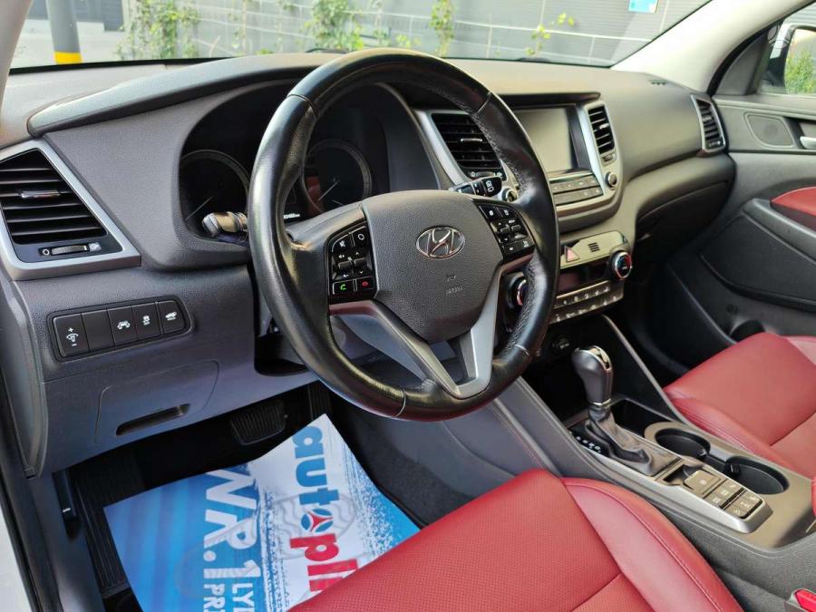 White Hyundai Tucson 2017 in Klaipeda, with an engine capacity of 2.00 L and mileage of 194 thousand km for 12950 €, photo 26 on AUTOMOTO.COM.LV