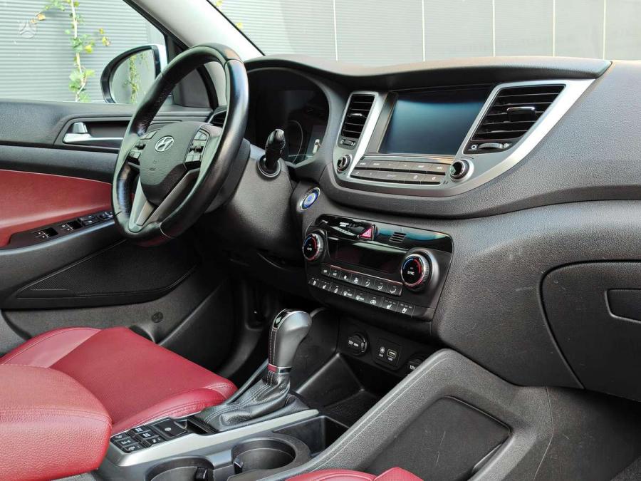 White Hyundai Tucson 2017 in Klaipeda, with an engine capacity of 2.00 L and mileage of 194 thousand km for 12950 €, photo 48 on AUTOMOTO.COM.LV