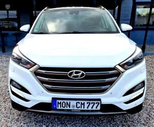 White Hyundai Tucson 2017 in Kretinga, with an engine capacity of 2.00 L and mileage of 231 thousand km for 13750 €, photo 3 on AUTOMOTO.COM.LV