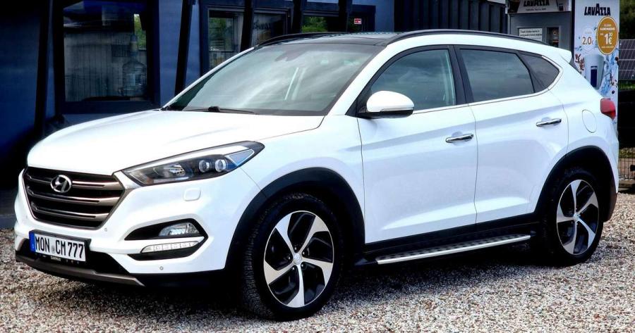 White Hyundai Tucson 2017 in Kretinga, with an engine capacity of 2.00 L and mileage of 231 thousand km for 13750 €, photo 5 on AUTOMOTO.COM.LV