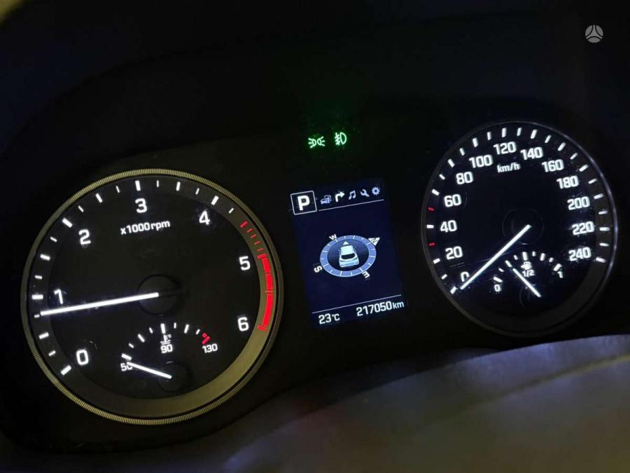 Balts Hyundai Tucson 2017 Marijampole, ar dzinēja tilpumu 2.00 L un nobraukumu 217 tūkst. km par 12450 €, foto 16 vietnē AUTOMOTO.COM.LV
