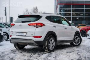 Balts Hyundai Tucson 2018 Rīga, ar dzinēja tilpumu 1.60 L un nobraukumu 134 tūkst. km par 15990 €, foto 6 vietnē AUTOMOTO.COM.LV
