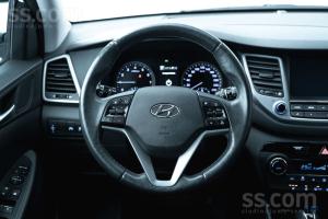 Balts Hyundai Tucson 2018 Rīga, ar dzinēja tilpumu 1.60 L un nobraukumu 134 tūkst. km par 15990 €, foto 13 vietnē AUTOMOTO.COM.LV