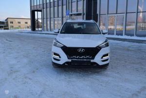 White Hyundai Tucson 2018 in Vilnius, with an engine capacity of 1.59 L and mileage of 116 thousand km for 14950 €, photo 2 on AUTOMOTO.COM.LV