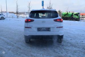White Hyundai Tucson 2018 in Vilnius, with an engine capacity of 1.59 L and mileage of 116 thousand km for 14950 €, photo 6 on AUTOMOTO.COM.LV