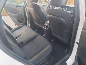 White Hyundai Tucson 2018 in Kaunas, with an engine capacity of 1.69 L and mileage of 213 thousand km for 12999 €, photo 21 on AUTOMOTO.COM.LV