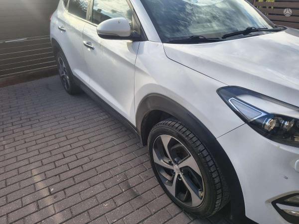 Balts Hyundai Tucson 2018 Viļņa, ar dzinēja tilpumu 1.60 L un nobraukumu 178 tūkst. km par 6200 €, foto 10 vietnē AUTOMOTO.COM.LV