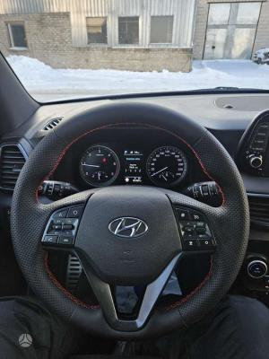White Hyundai Tucson 2019 in Taurage, with an engine capacity of 1.60 L and mileage of 155 thousand km for 15800 €, photo 26 on AUTOMOTO.COM.LV