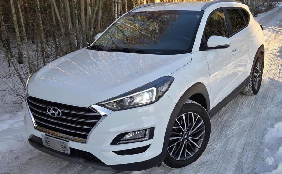 Balts Hyundai Tucson 2019 Panevēža, ar dzinēja tilpumu 1.60 L un nobraukumu 119 tūkst. km par 13800 €, foto 1 vietnē AUTOMOTO.COM.LV