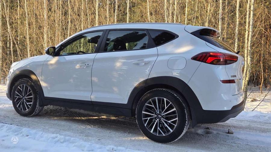 Balts Hyundai Tucson 2019 Panevēža, ar dzinēja tilpumu 1.60 L un nobraukumu 119 tūkst. km par 13800 €, foto 14 vietnē AUTOMOTO.COM.LV