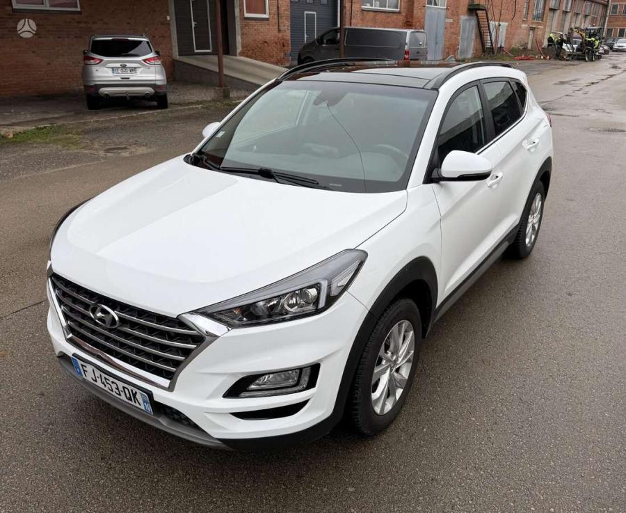 Balts Hyundai Tucson 2019 Alīta, ar dzinēja tilpumu 1.60 L un nobraukumu 93 tūkst. km par 13500 €, foto 8 vietnē AUTOMOTO.COM.LV