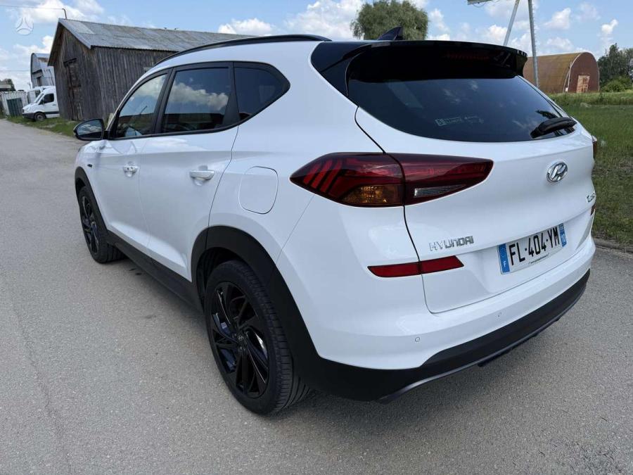 White Hyundai Tucson 2019 in Alytus, with an engine capacity of 1.60 L and mileage of 139 thousand km for 14700 €, photo 11 on AUTOMOTO.COM.LV