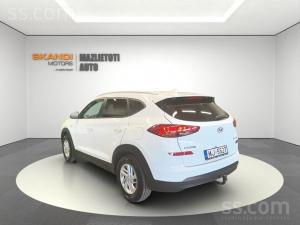 White Hyundai Tucson 2019 in Riga, with an engine capacity of 1.60 L and mileage of 64 thousand km for 13990 €, photo 5 on AUTOMOTO.COM.LV