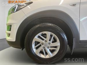 White Hyundai Tucson 2019 in Riga, with an engine capacity of 1.60 L and mileage of 64 thousand km for 13990 €, photo 19 on AUTOMOTO.COM.LV