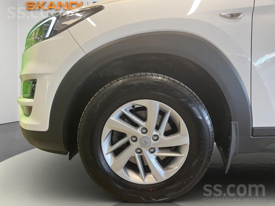 White Hyundai Tucson 2019 in Riga, with an engine capacity of 1.60 L and mileage of 64 thousand km for 13990 €, photo 19 on AUTOMOTO.COM.LV