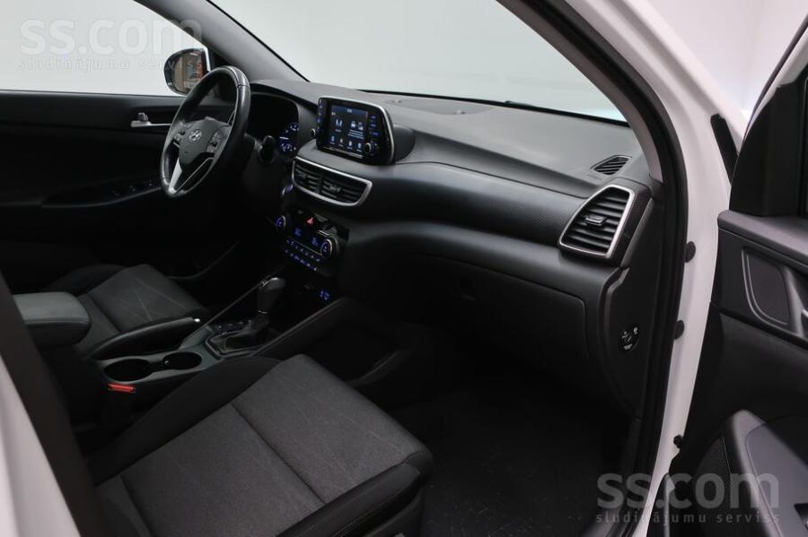 Balts Hyundai Tucson 2020 Rīga, ar dzinēja tilpumu 1.60 L un nobraukumu 73 tūkst. km par 17690 €, foto 12 vietnē AUTOMOTO.COM.LV