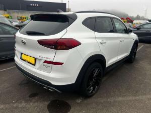 White Hyundai Tucson 2020 in Marijampole, with an engine capacity of 1.60 L and mileage of 200 thousand km for 9499 €, photo 14 on AUTOMOTO.COM.LV