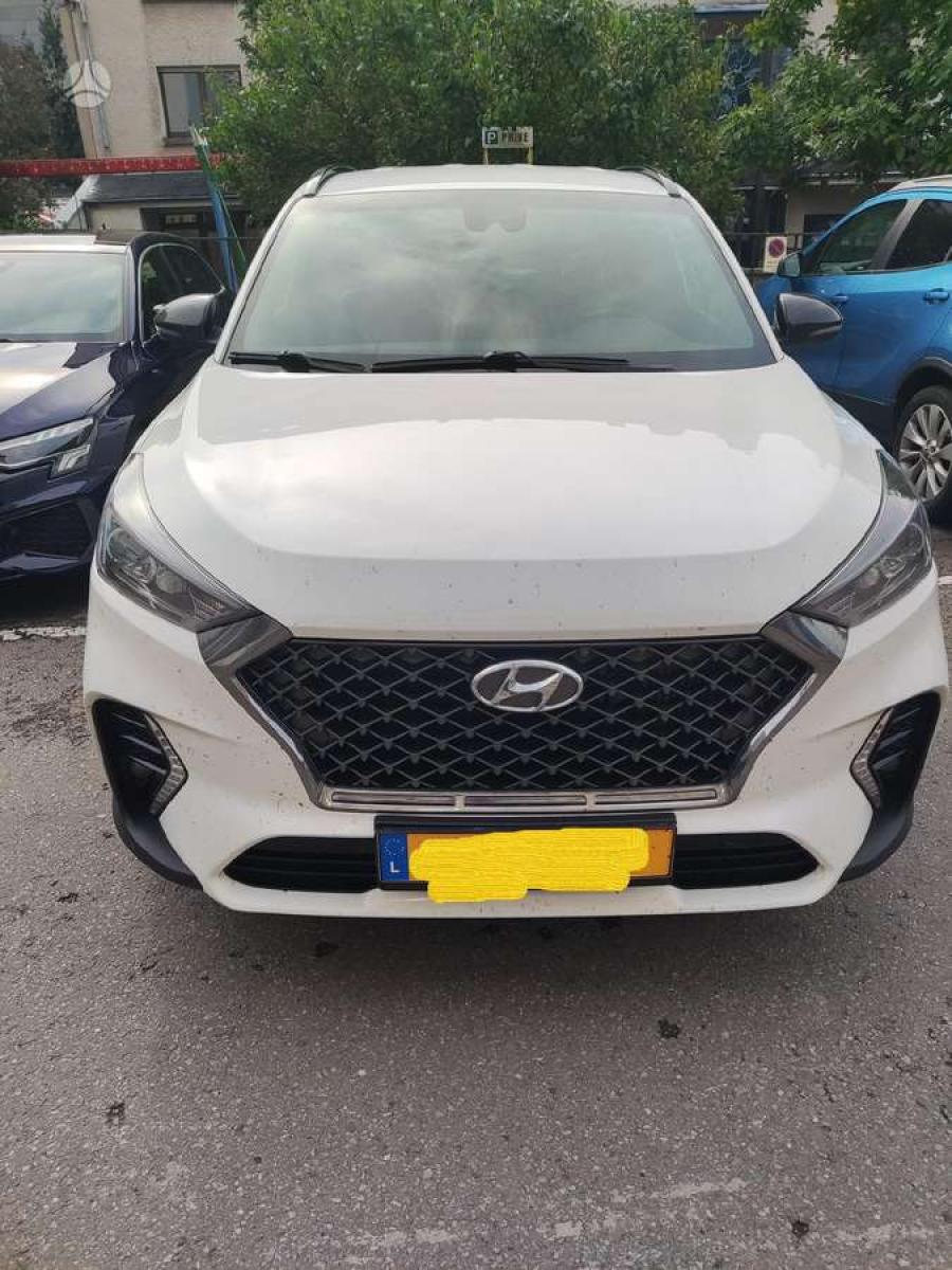 White Hyundai Tucson 2020 in Marijampole, with an engine capacity of 1.60 L and mileage of 200 thousand km for 9499 €, photo 15 on AUTOMOTO.COM.LV