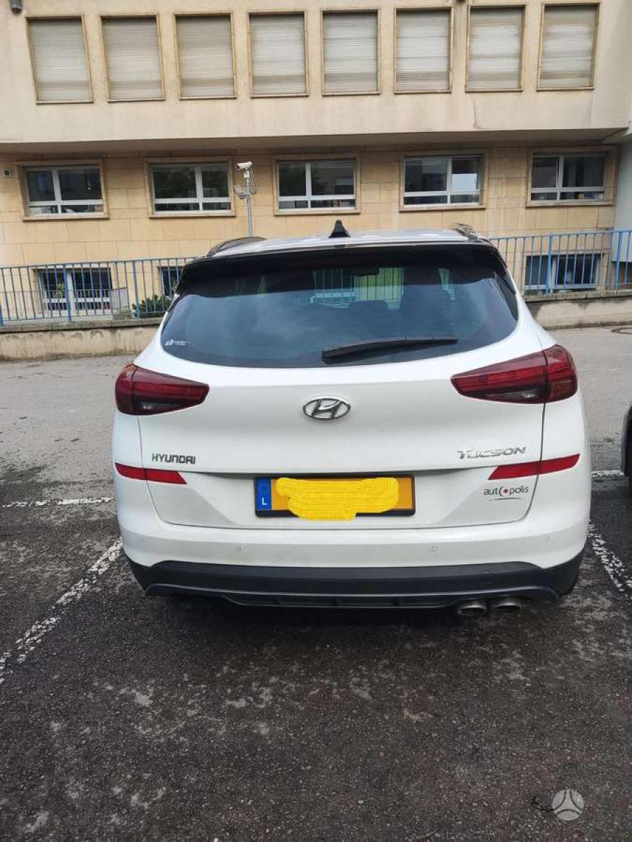 White Hyundai Tucson 2020 in Marijampole, with an engine capacity of 1.60 L and mileage of 200 thousand km for 9499 €, photo 16 on AUTOMOTO.COM.LV