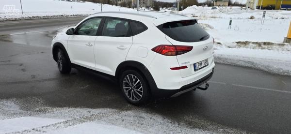 White Hyundai Tucson 2020 in Vilnius, with an engine capacity of 1.60 L and mileage of 79 thousand km for 18900 €, photo 3 on AUTOMOTO.COM.LV