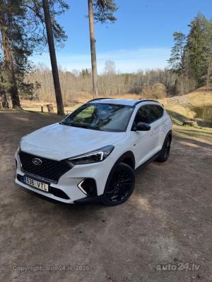 White Hyundai Tucson 2020 in Tartu, with an engine capacity of 1.60 L and mileage of 77 thousand km for 17500 €, photo  on AUTOMOTO.COM.LV