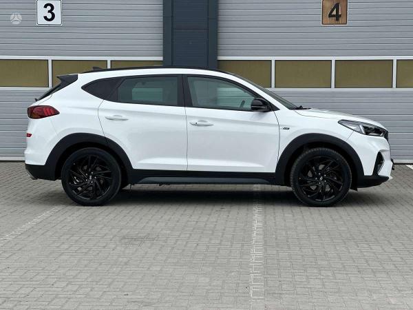 White Hyundai Tucson 2020 in Kretinga, with an engine capacity of 1.60 L and mileage of 118 thousand km for 16999 €, photo 6 on AUTOMOTO.COM.LV