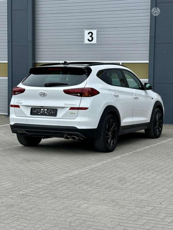 White Hyundai Tucson 2020 in Kretinga, with an engine capacity of 1.60 L and mileage of 118 thousand km for 16999 €, photo 10 on AUTOMOTO.COM.LV