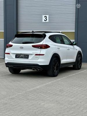 White Hyundai Tucson 2020 in Kretinga, with an engine capacity of 1.60 L and mileage of 118 thousand km for 16999 €, photo 11 on AUTOMOTO.COM.LV