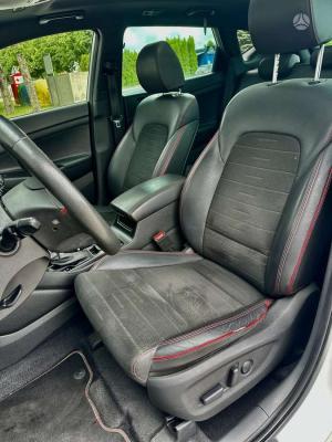 White Hyundai Tucson 2020 in Kretinga, with an engine capacity of 1.60 L and mileage of 118 thousand km for 16999 €, photo 14 on AUTOMOTO.COM.LV