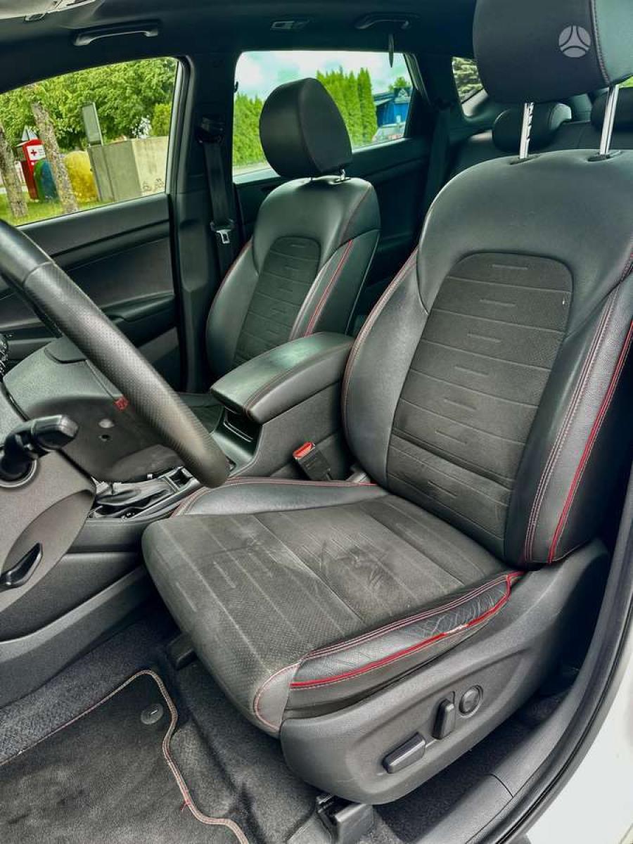 White Hyundai Tucson 2020 in Kretinga, with an engine capacity of 1.60 L and mileage of 118 thousand km for 16999 €, photo 14 on AUTOMOTO.COM.LV