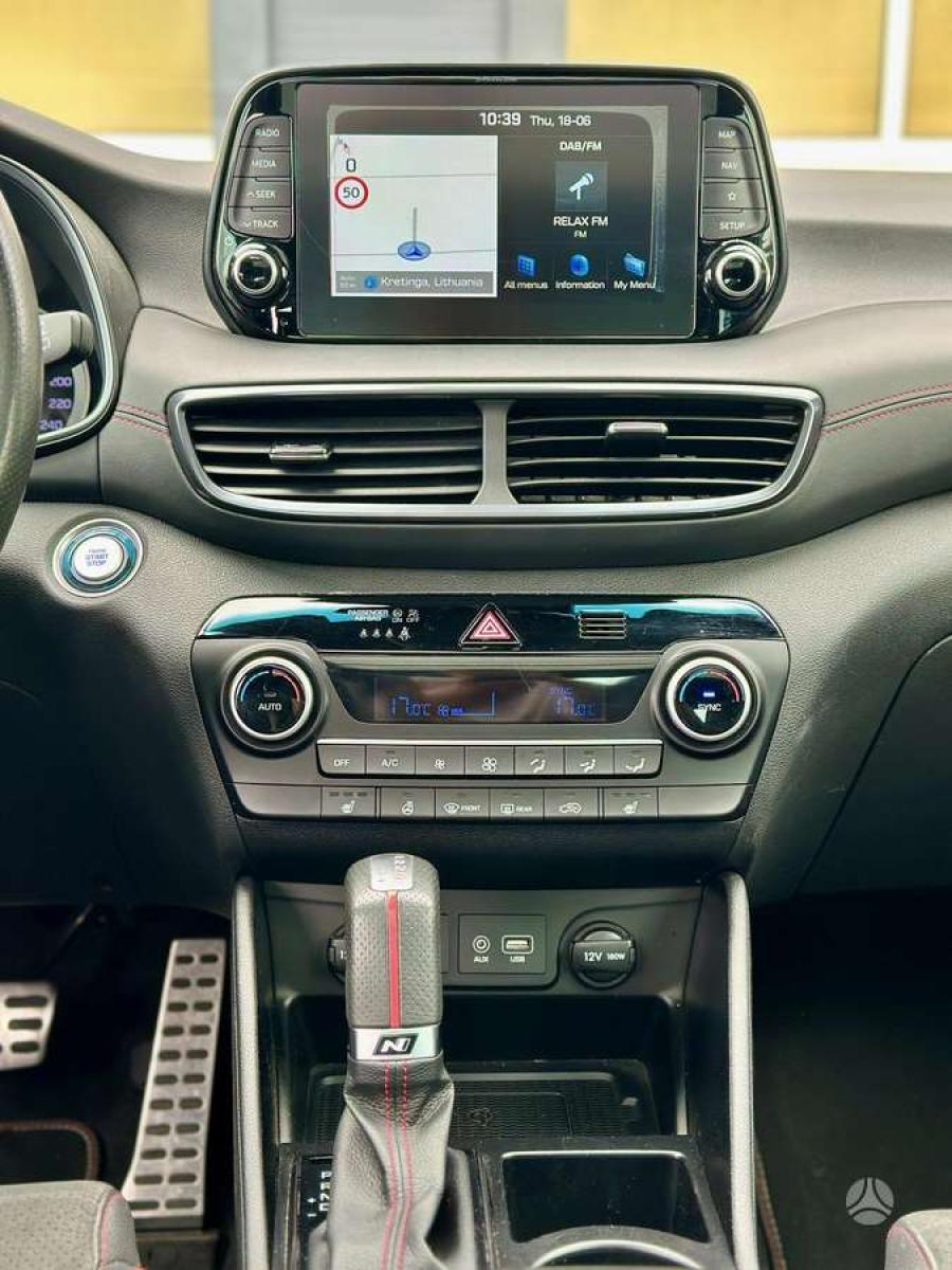 White Hyundai Tucson 2020 in Kretinga, with an engine capacity of 1.60 L and mileage of 118 thousand km for 16999 €, photo 18 on AUTOMOTO.COM.LV