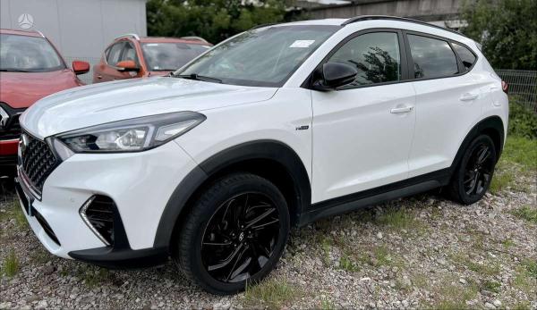 Balts Hyundai Tucson 2020 Panevēža, ar dzinēja tilpumu 1.60 L un nobraukumu 100 tūkst. km par 10999 €, foto 3 vietnē AUTOMOTO.COM.LV