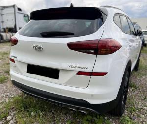White Hyundai Tucson 2020 in Panevezys, with an engine capacity of 1.60 L and mileage of 100 thousand km for 10999 €, photo 6 on AUTOMOTO.COM.LV
