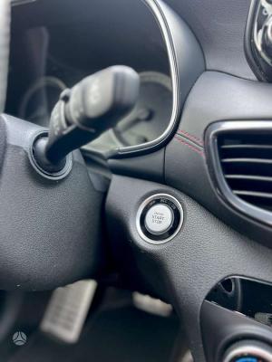 White Hyundai Tucson 2020 in Panevezys, with an engine capacity of 1.60 L and mileage of 100 thousand km for 10999 €, photo 26 on AUTOMOTO.COM.LV