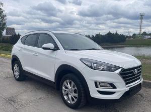 White Hyundai Tucson 2020 in Vilnius, with an engine capacity of 1.59 L and mileage of 178 thousand km for 13750 €, photo 3 on AUTOMOTO.COM.LV