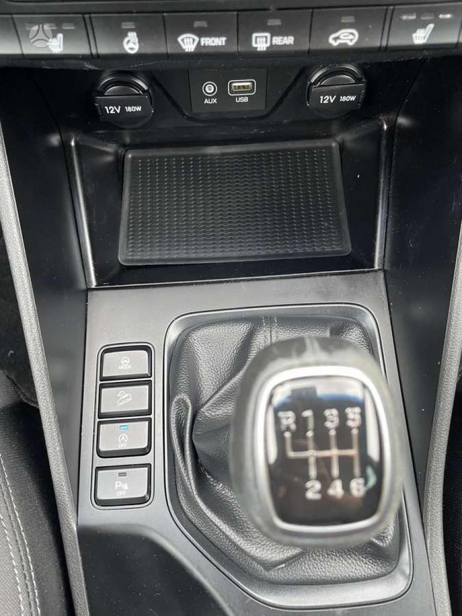 White Hyundai Tucson 2020 in Vilnius, with an engine capacity of 1.59 L and mileage of 178 thousand km for 13750 €, photo 17 on AUTOMOTO.COM.LV