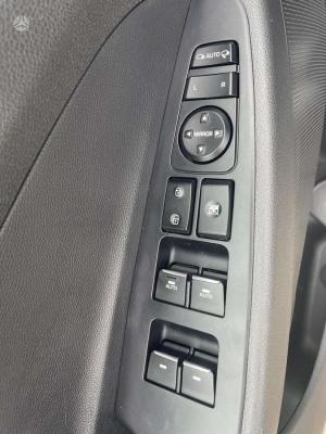 White Hyundai Tucson 2020 in Vilnius, with an engine capacity of 1.59 L and mileage of 178 thousand km for 13750 €, photo 20 on AUTOMOTO.COM.LV