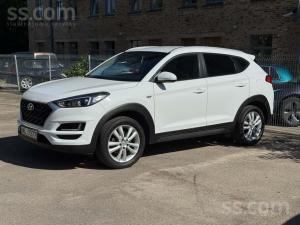 Balts Hyundai Tucson 2020 Rīga, ar dzinēja tilpumu 1.60 L un nobraukumu 99 tūkst. km par 15900 €, foto  vietnē AUTOMOTO.COM.LV