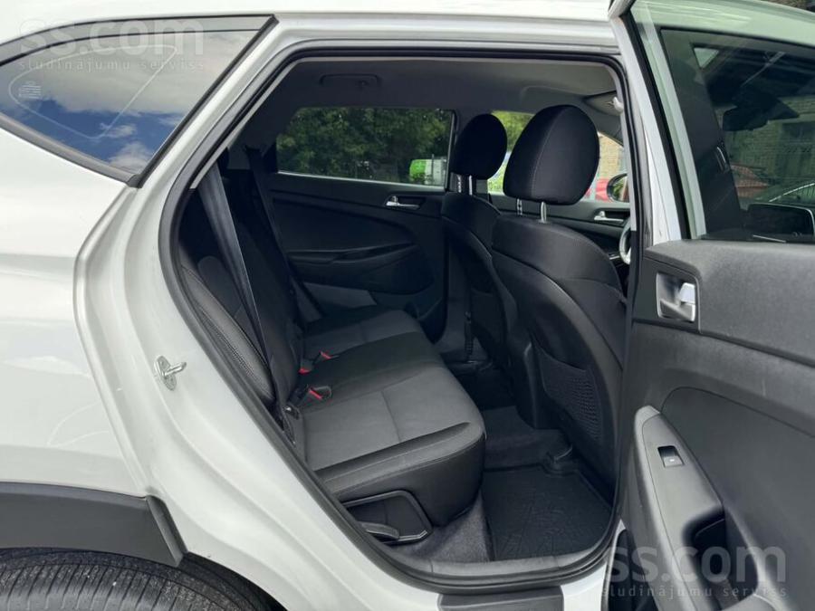 Balts Hyundai Tucson 2020 Rīga, ar dzinēja tilpumu 1.60 L un nobraukumu 99 tūkst. km par 15900 €, foto 17 vietnē AUTOMOTO.COM.LV