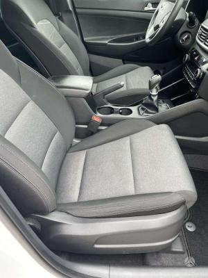 Balts Hyundai Tucson 2020 Viļņa, ar dzinēja tilpumu 1.59 L un nobraukumu 178 tūkst. km par 13350 €, foto 12 vietnē AUTOMOTO.COM.LV