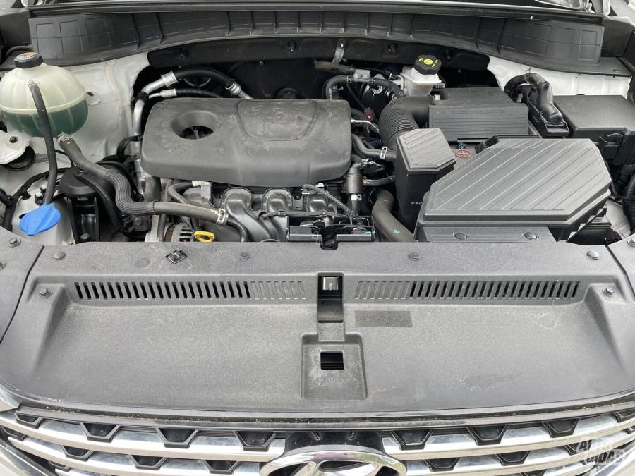 White Hyundai Tucson 2020 in Vilnius, with an engine capacity of 1.60 L and mileage of 178 thousand km for 12850 €, photo 18 on AUTOMOTO.COM.LV