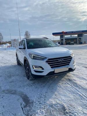 White Hyundai Tucson 2021 in Klaipeda, with an engine capacity of 1.60 L and mileage of 152 thousand km for 16800 €, photo 2 on AUTOMOTO.COM.LV