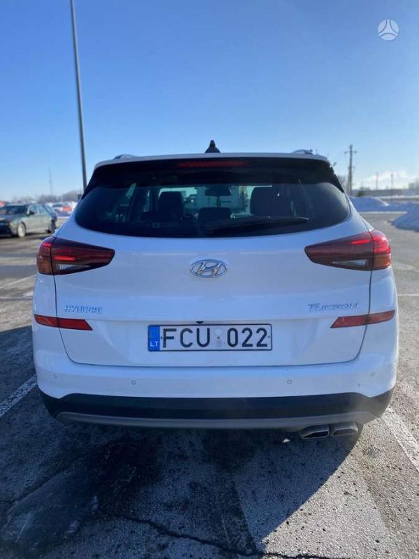 White Hyundai Tucson 2021 in Klaipeda, with an engine capacity of 1.60 L and mileage of 154 thousand km for 16200 €, photo 8 on AUTOMOTO.COM.LV