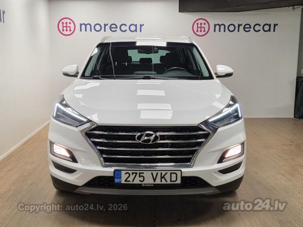 White Hyundai Tucson 2021 in Tallinn, with an engine capacity of 1.60 L and mileage of 155 thousand km for 14900 €, photo 2 on AUTOMOTO.COM.LV